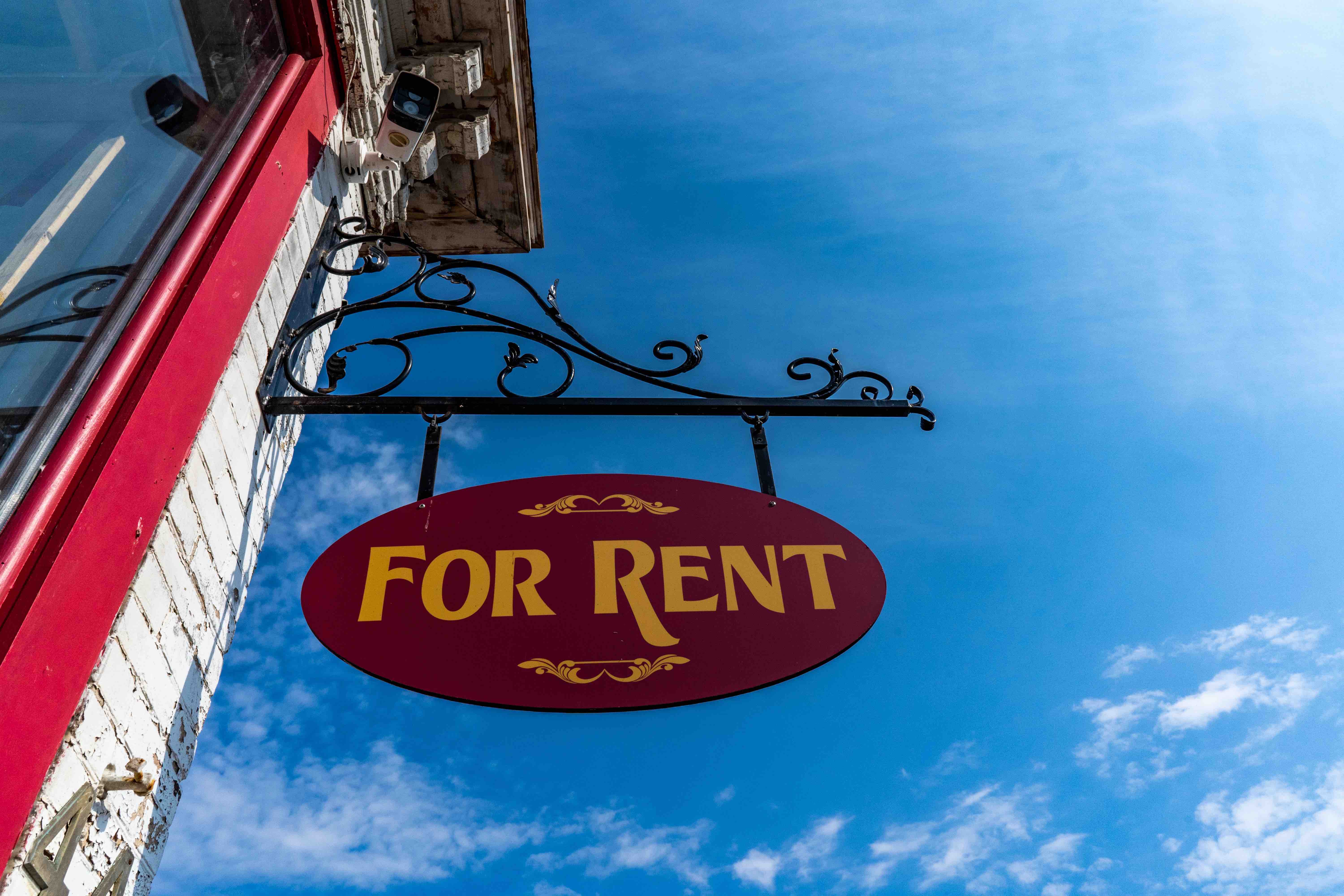 Spooky Real Estate Buying And Selling A Haunted House OVM
